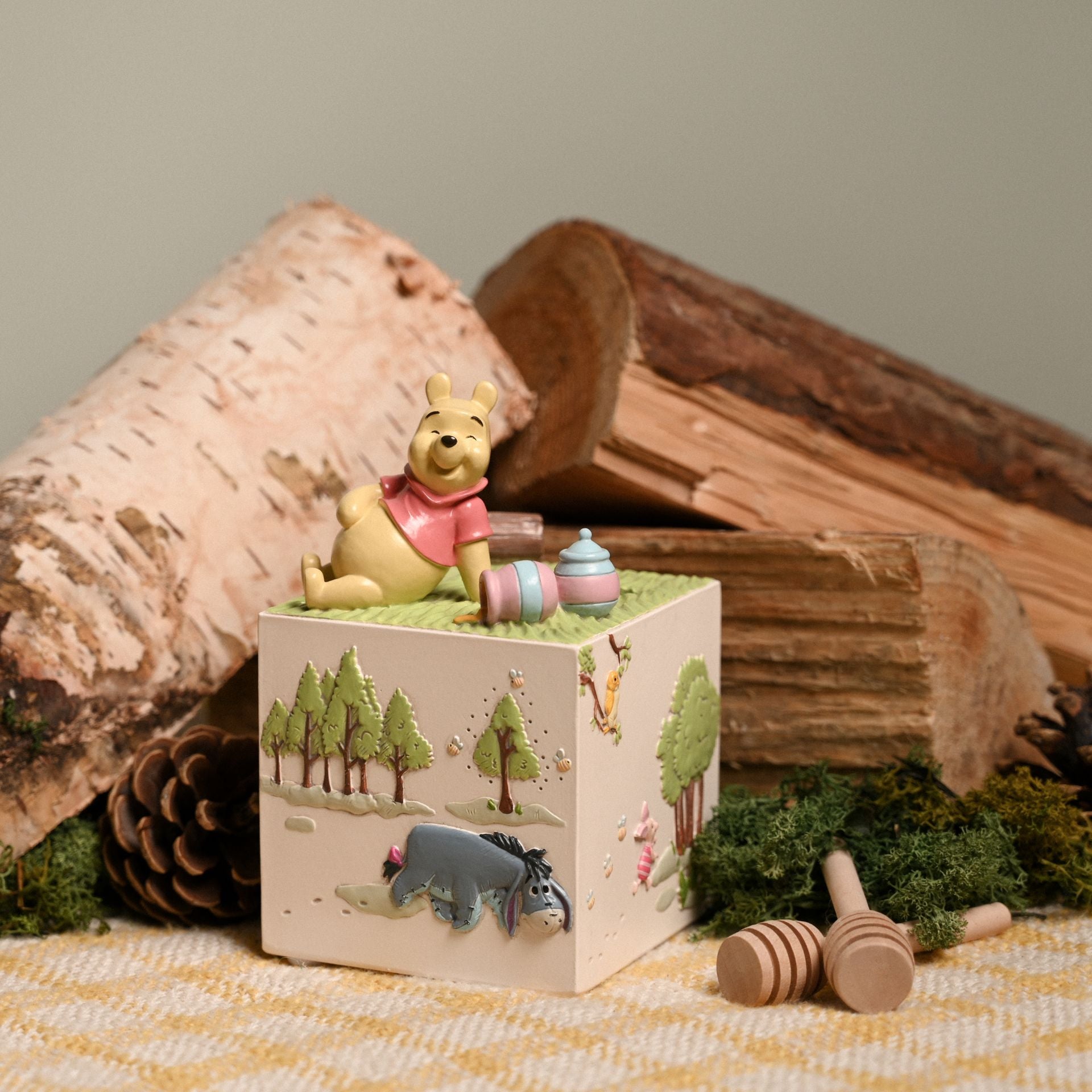 PRE-ORDER Disney Winnie the Pooh & Friends Resin Cube Money Bank